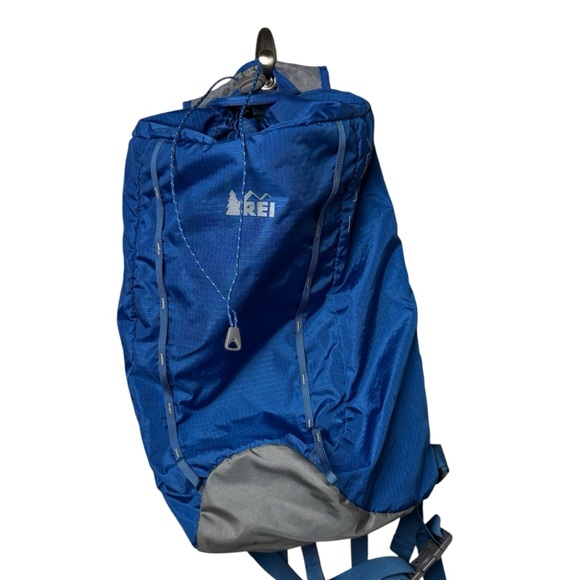 REI | Bags | Rei Co Op Flash 8 Daypack Backpack Hiking Trail Outdoor 18 ...
